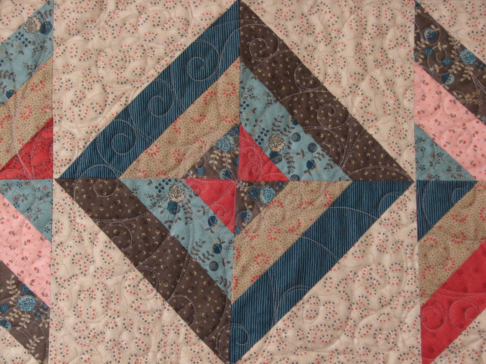 Quilt Vine: Strip Tube Quilt