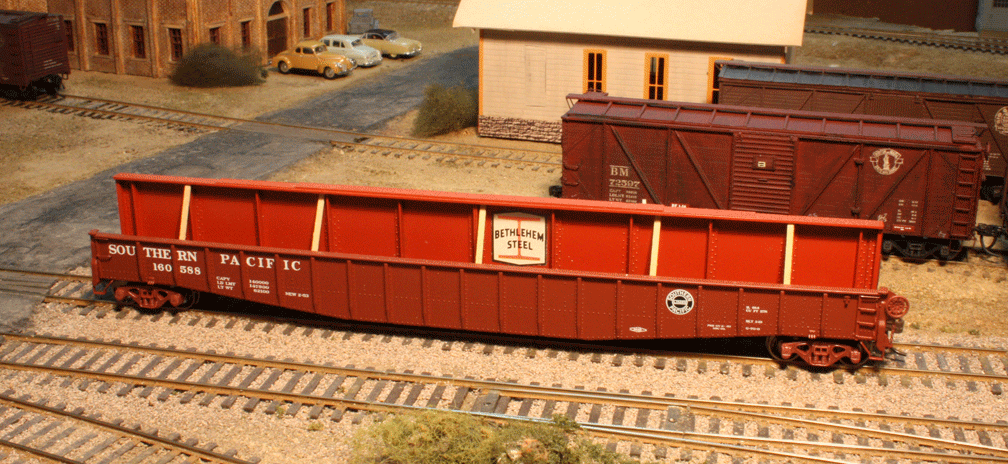 modeling the SP: Open-car loads: poles and girders in gondolas