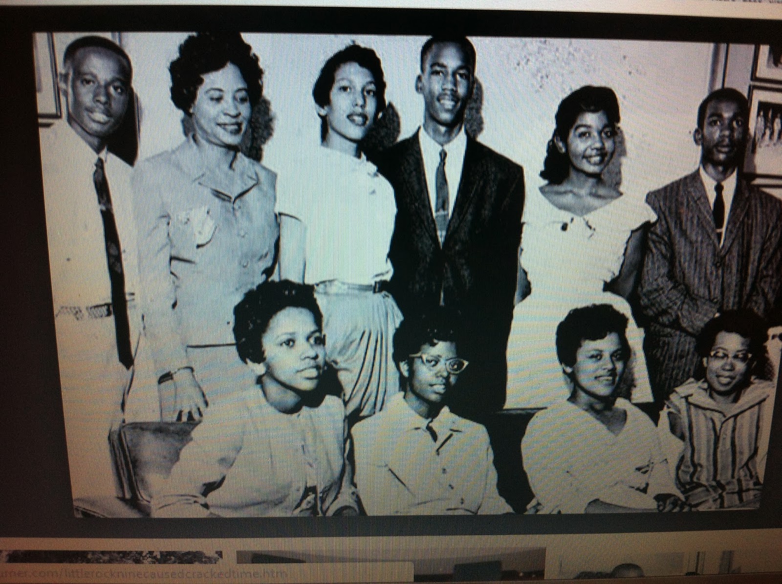 THE BLACK SOCIAL HISTORY:: BLACK SOCIAL HISTORY : THE LITTLE ROCK NINE ...