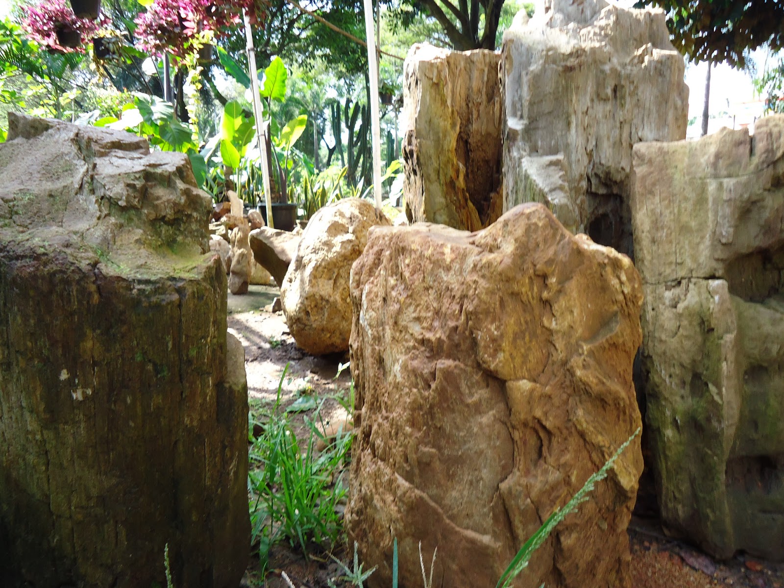 MHLANDSCAPE: Batu-Batuan