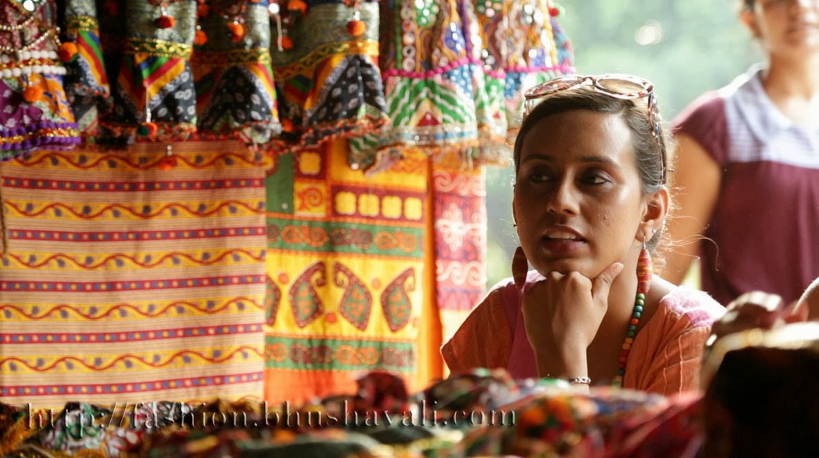 What I wore to Sabarmati Ashram - Color Blocked Khadi Kurta | Fashion ...