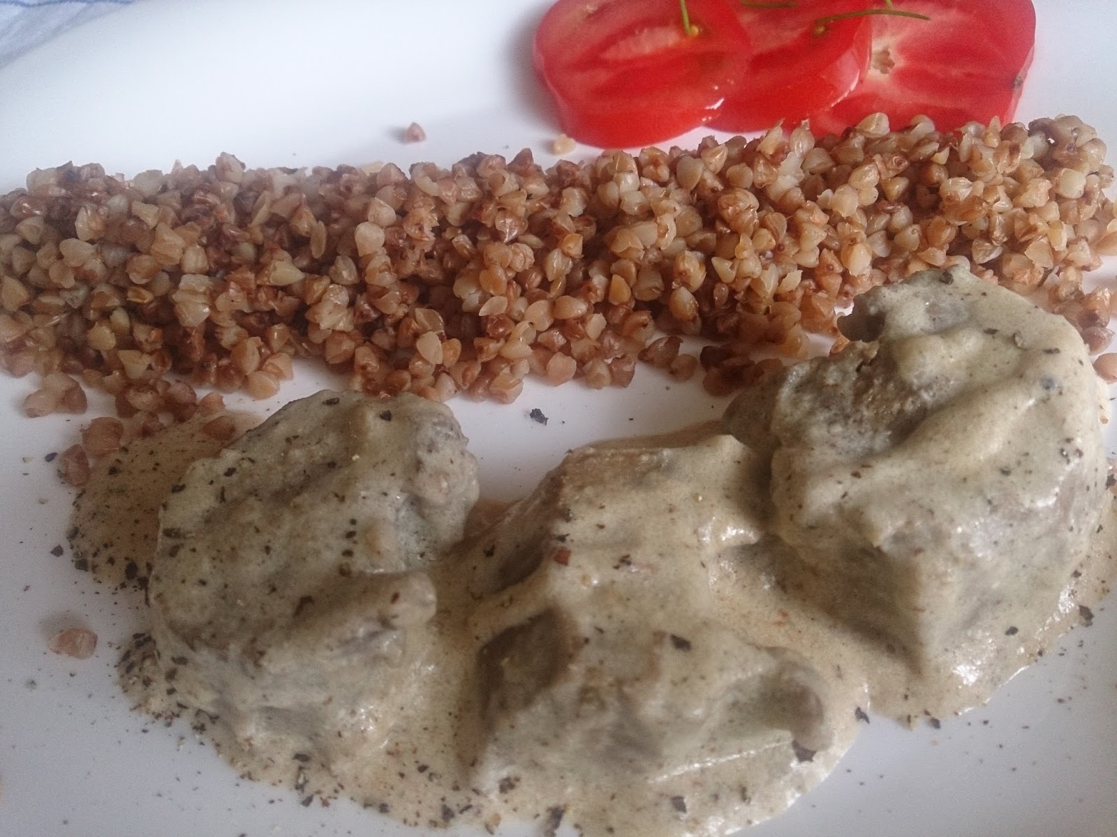 Miód i pieprz: ozory w sosie chrzanowym