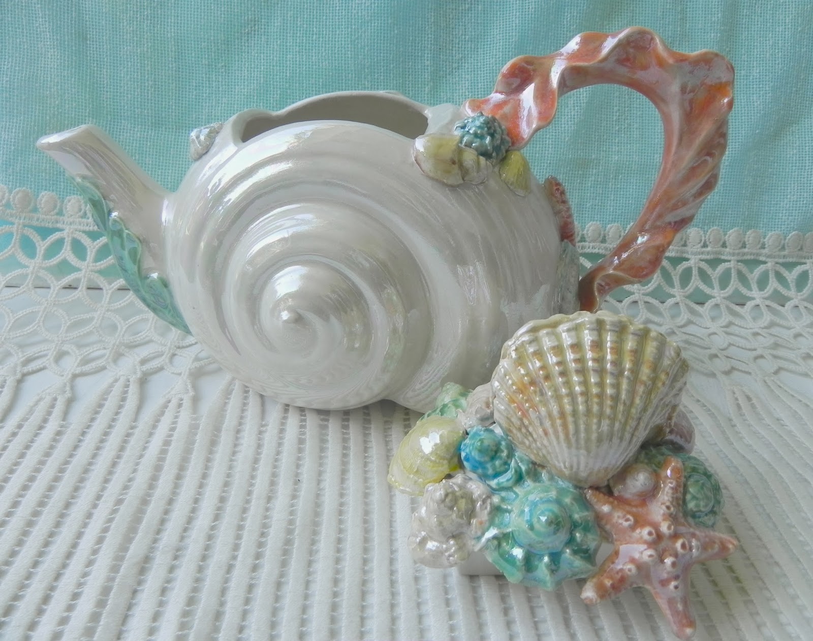 Summerland Cottage Studio: Tea time at the seashore