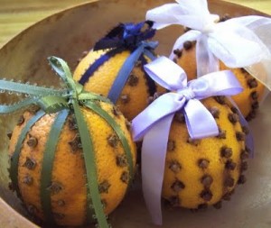 ORIGAMI BY DEUZAAA: POMANDER (UMA IDÉIA LINDA )