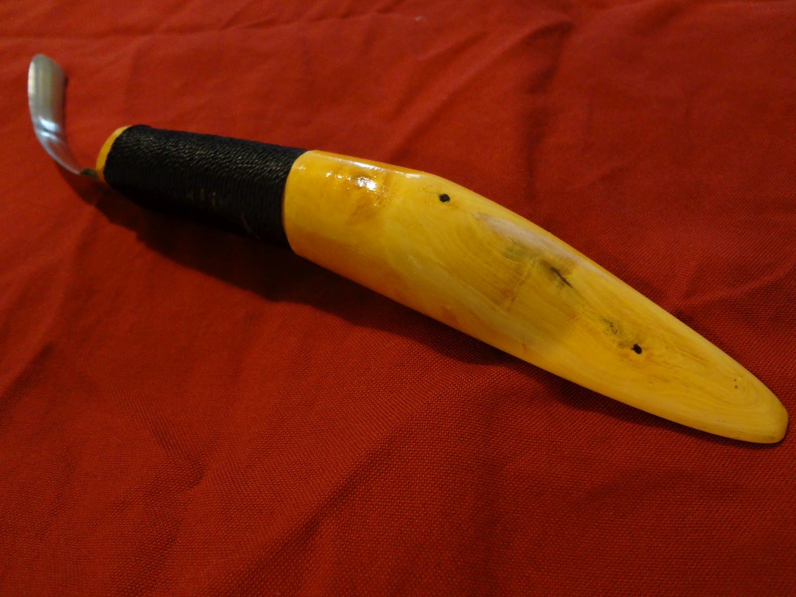 Woods Roamer: My Latest Two Crooked Knives