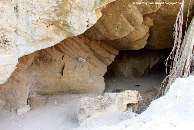 My India Travel: Naida Caves, Diu