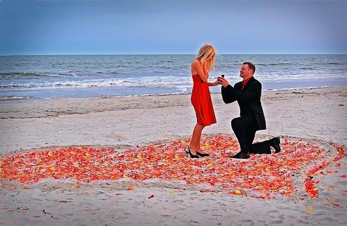 A Kaleidoscopic Dream : 10 Funny Marriage Proposal Disasters