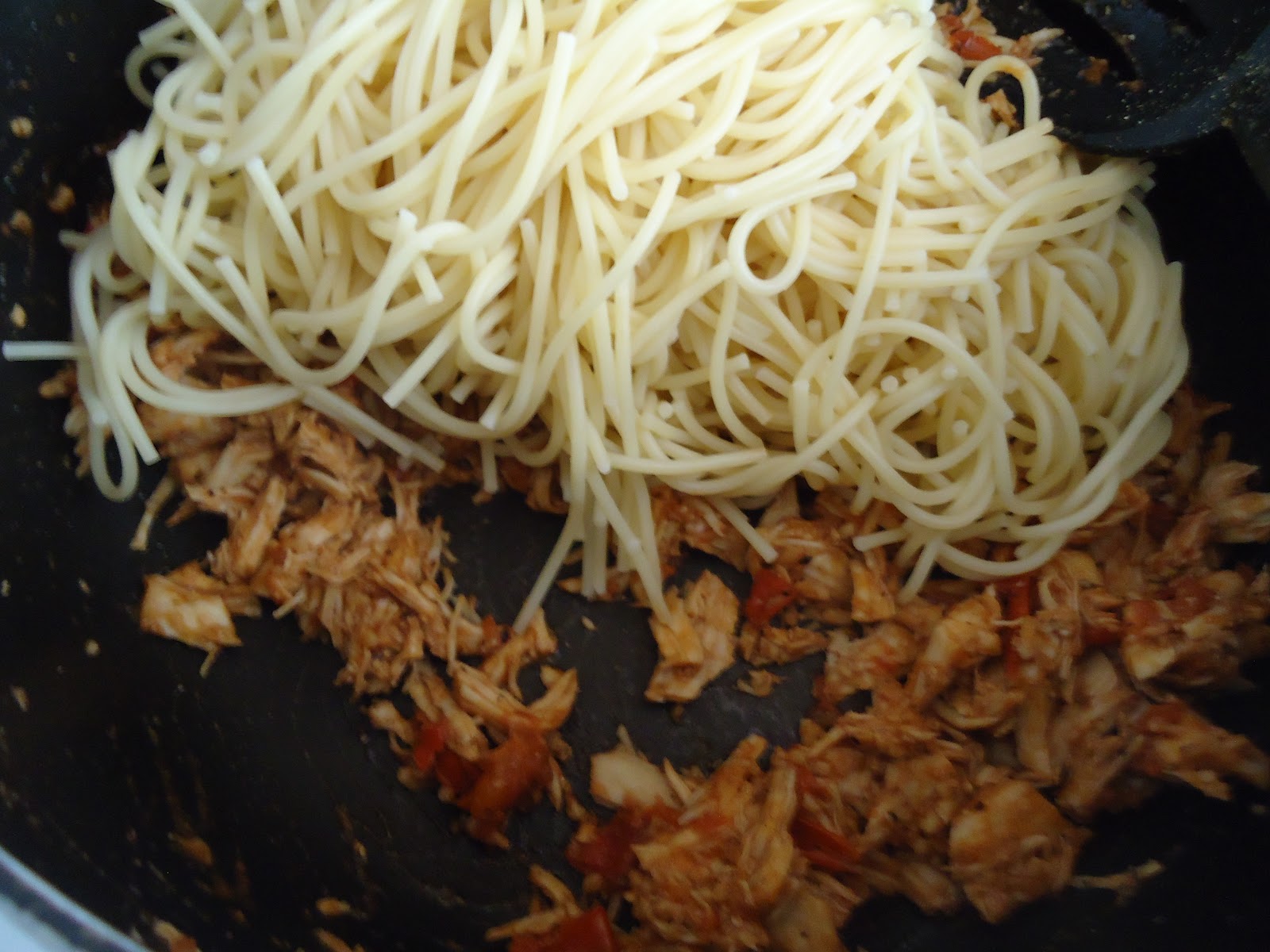 morEwish Cuisine by Mahwish: Chicken Spaghetti Sasu Maa Style