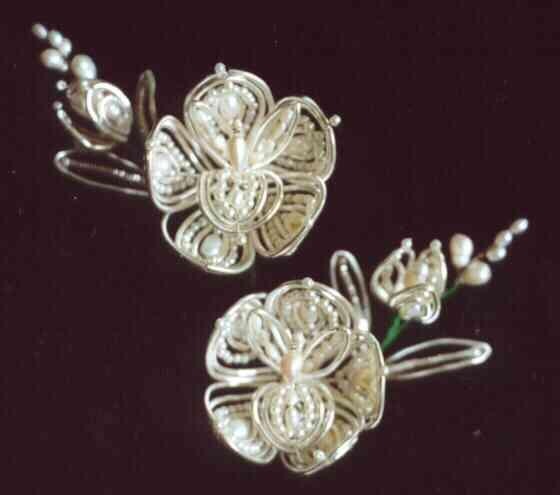 Tembleques de la Pollera Panameña: TEMBLEQUES DE GUSANILLOS Y PERLAS