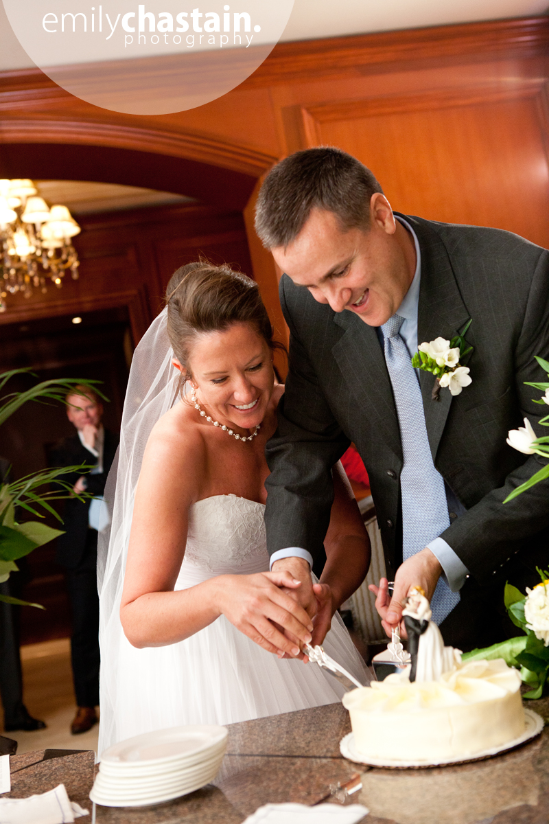 Marcella & Morris - Mount Vernon Inn Wedding Photography - Emily ...