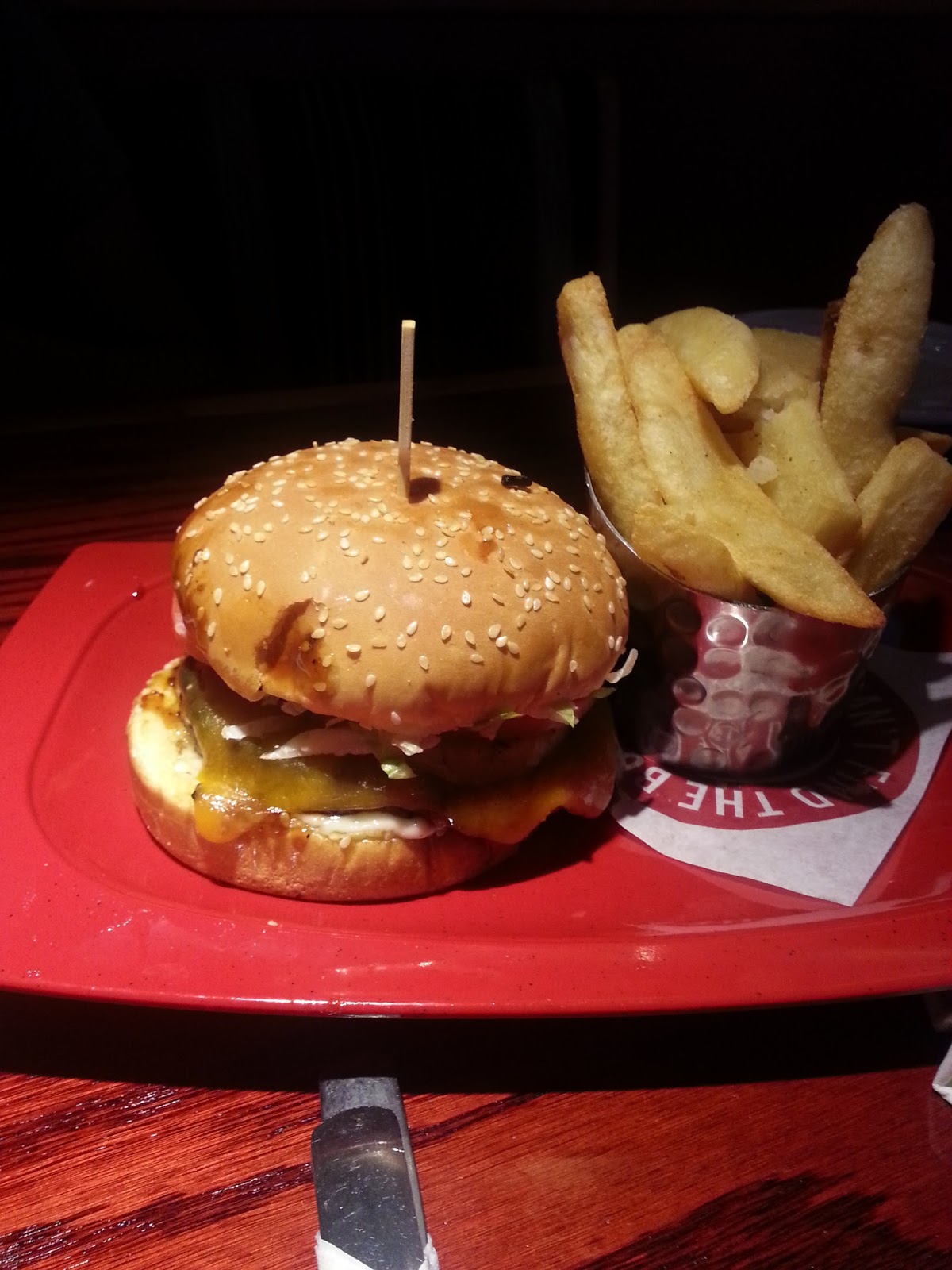 Delicious!: Red Robin Gourmet Burgers