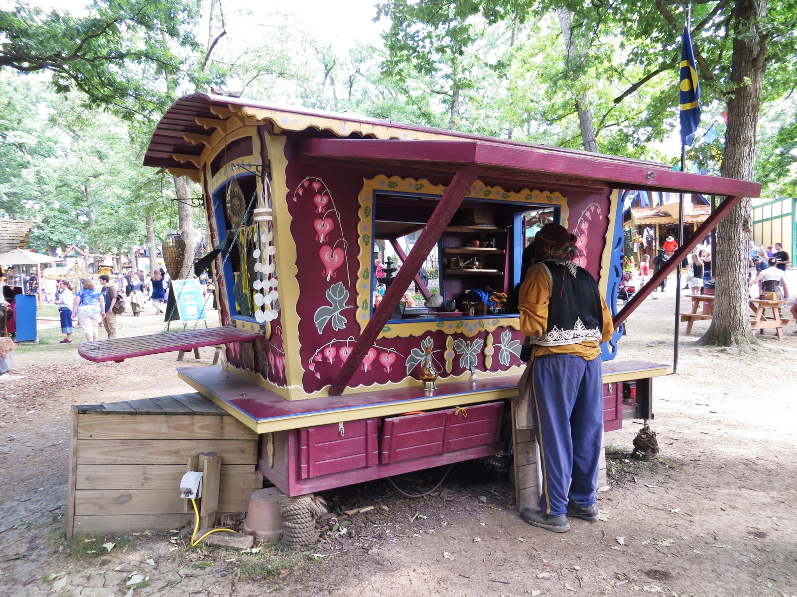 1000+ images about The Gypsy Camp on Pinterest | Renaissance, Gypsy and ...