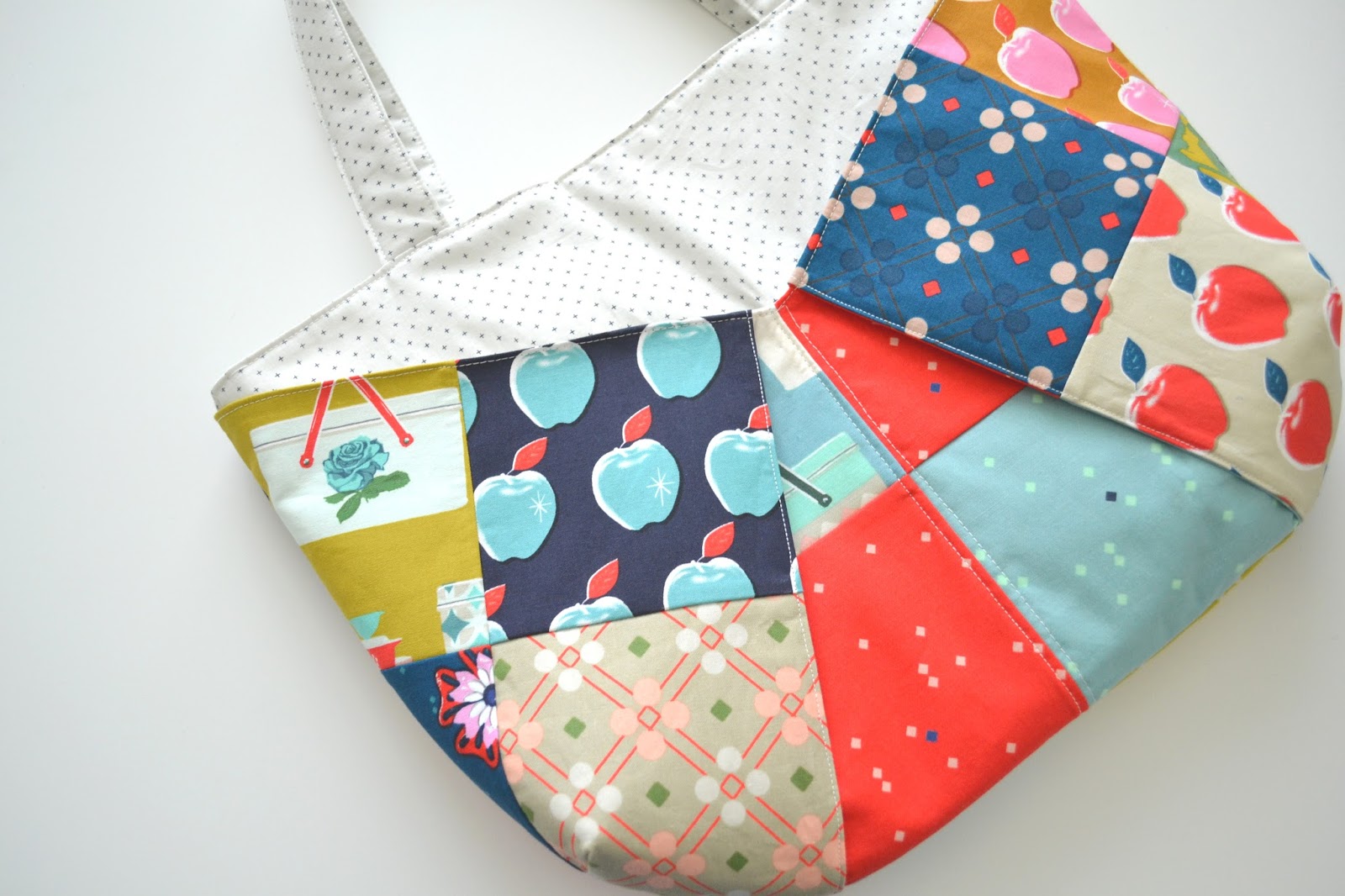 Tea Rose Home: Colorful Patchwork Bags and Baskets Blog Hop & Crafsy Class Review