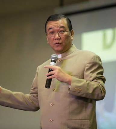 ACERCA DEL FUNDADOR ~ Formando Lideres DXN