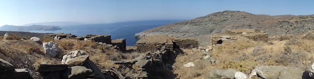 TINOS on the run: ΝΤΡΟΠΗ ΜΑΣ ΤΗΝΙΑΚΟΙ