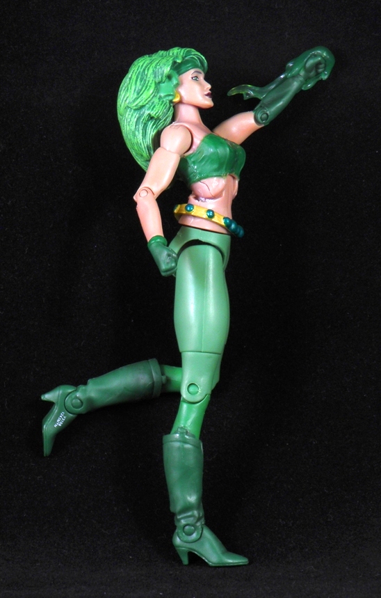 She's Fantastic: DC Comics Signature Series FIRE!