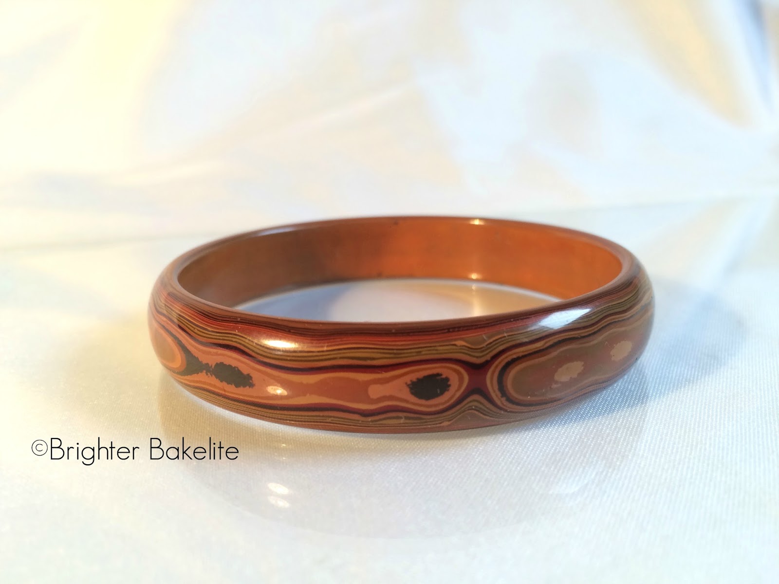 Brighter Bakelite: "Camo" Bakelite: Actual Bakelite, Car Paint, or what?