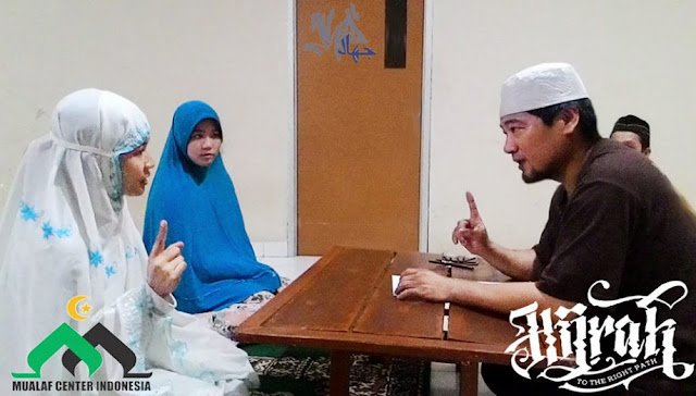 Putri Tokoh Gereja Katolik Santa Maria Pekanbaru Memeluk Islam