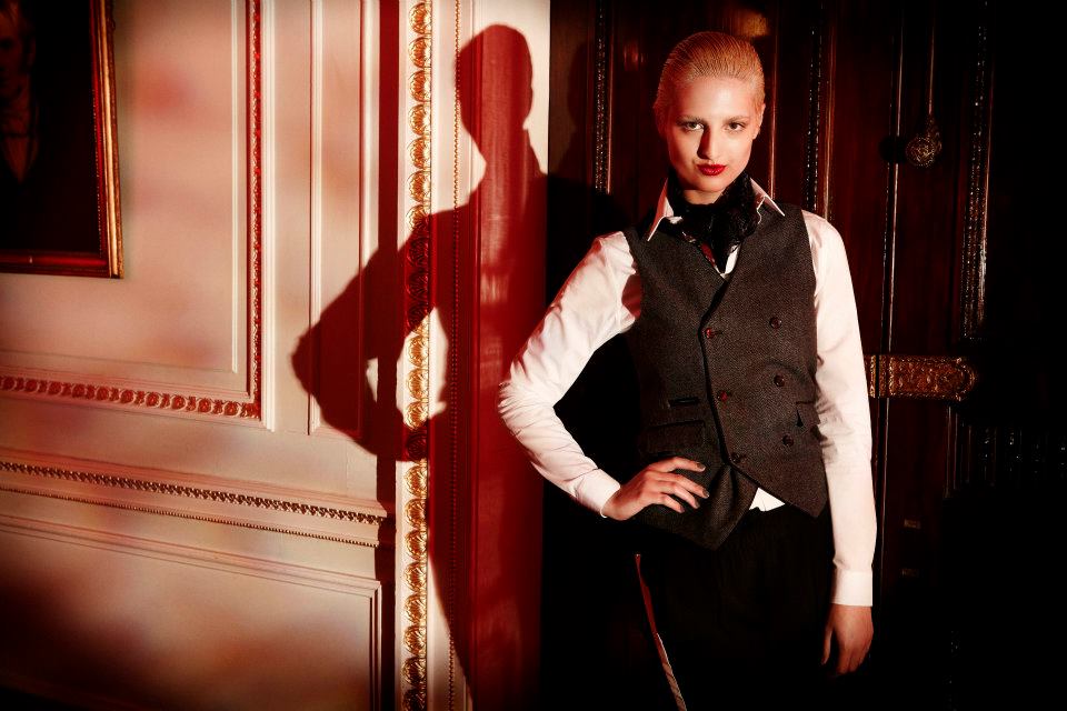 All Next Top Model: BINTM Ciclo 8 Episodio 5: (06 de Agosto del 2012)