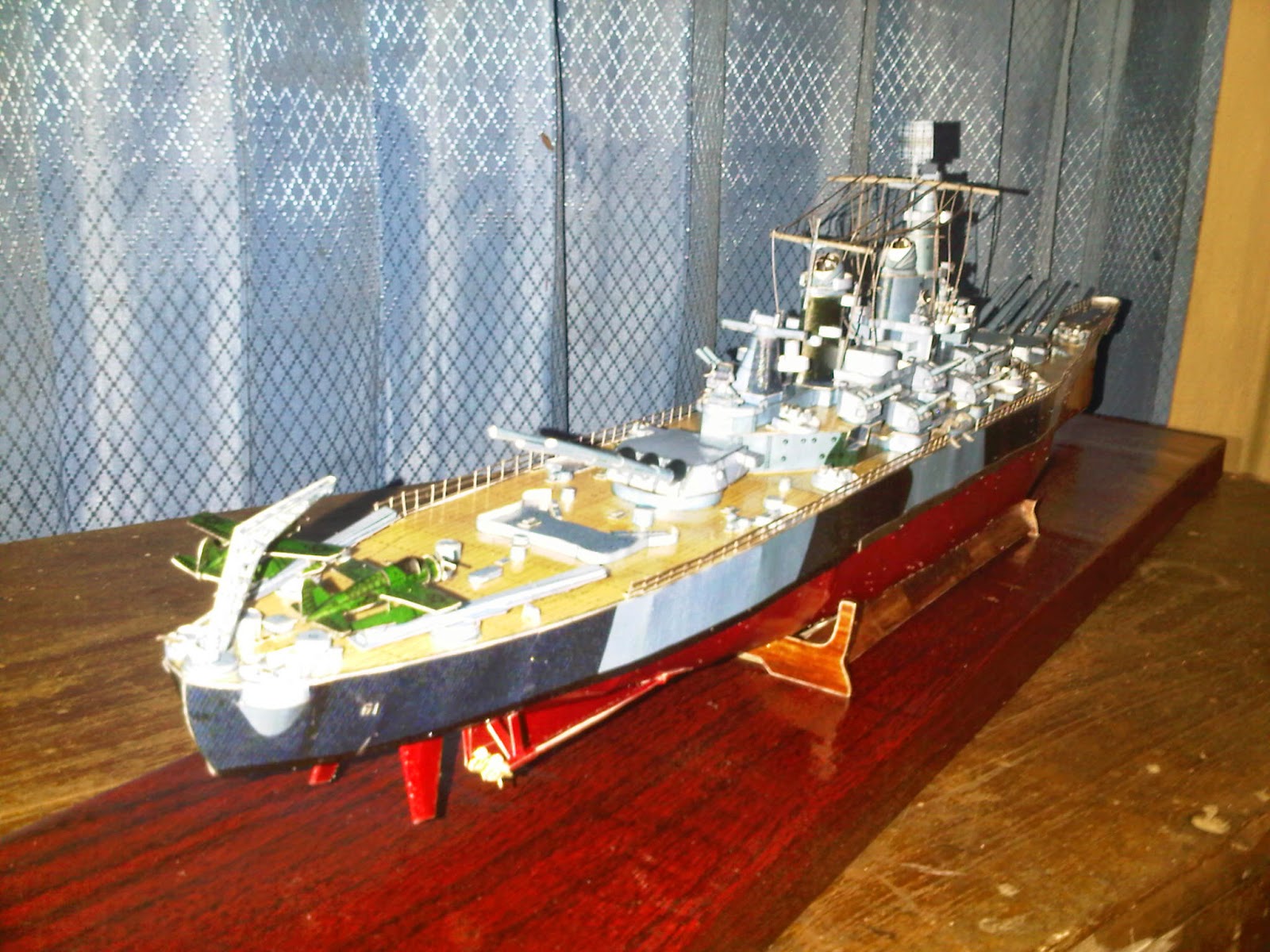 Papermodel Kapal Perang & Lain2: Papercraft USS Iowa (BB-61)