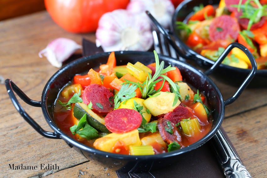 Leczo z cukinią - lekka wersja znanego klasyka - Madame Edith