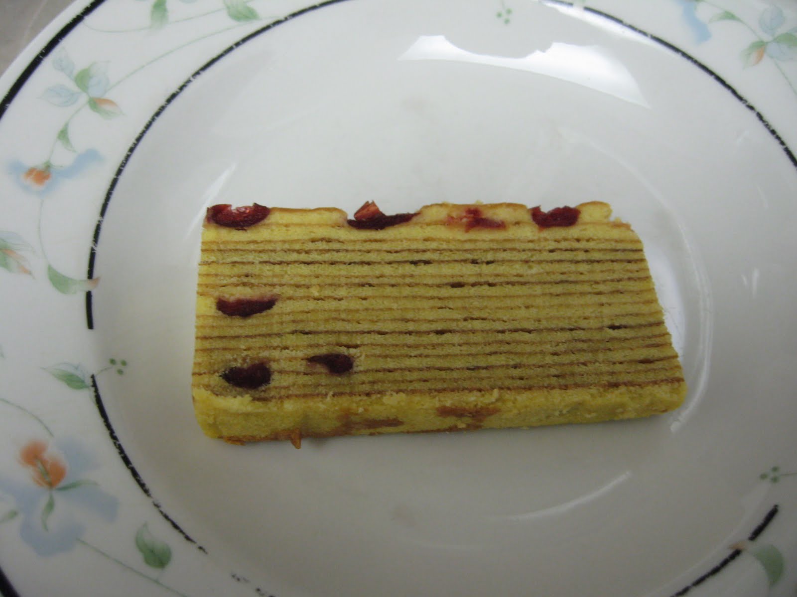 Exotic Foodie Adventures: Thousand layer cake - Cramberry flavour