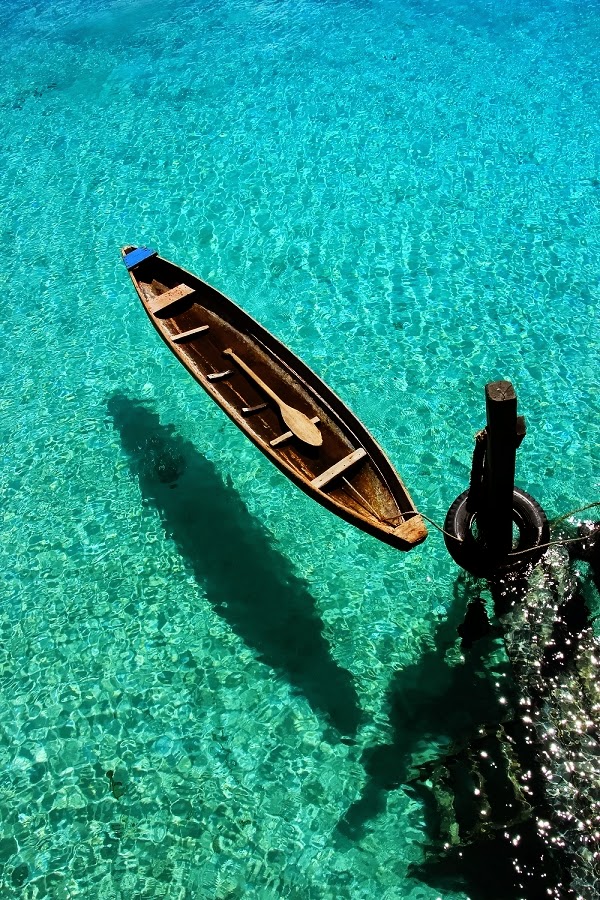 Maratua Island, Borneo. Indonesia | Traveler Maps
