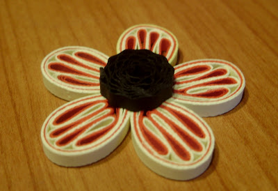 Quilling Me Softly: Noodle petal flower - Tutorial :)