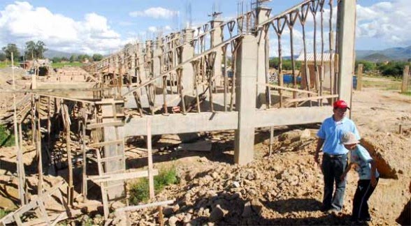 CLIZA COCHABAMBA BOLIVIA: Cliza construye el estadio más grande de ...