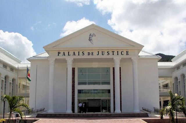PALAIS DE JUSTICE AND MONTAGNE POSÉE PRISON SEYCHELLES | SEYCHELLEN URLAUB