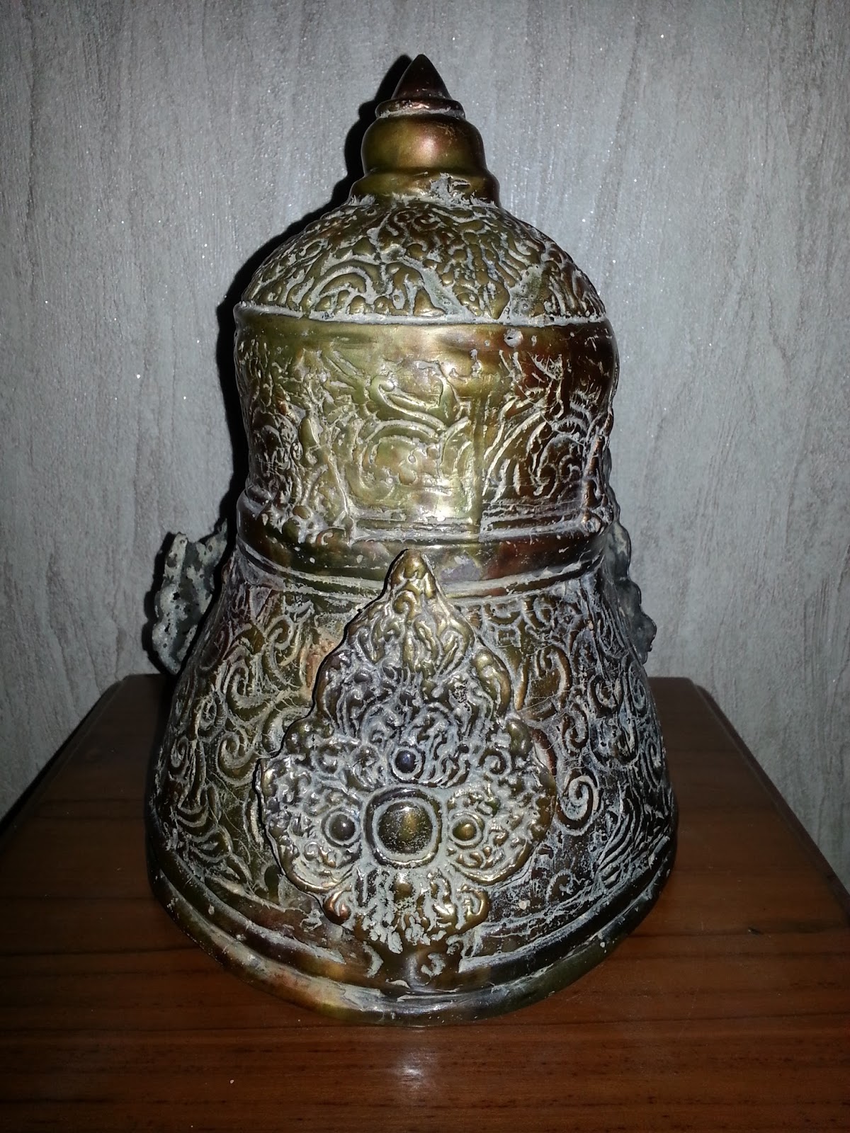 OMAH ANTIQUE : Tempat Jual dan Beli Barang Antik dan Lawas: Topi ...