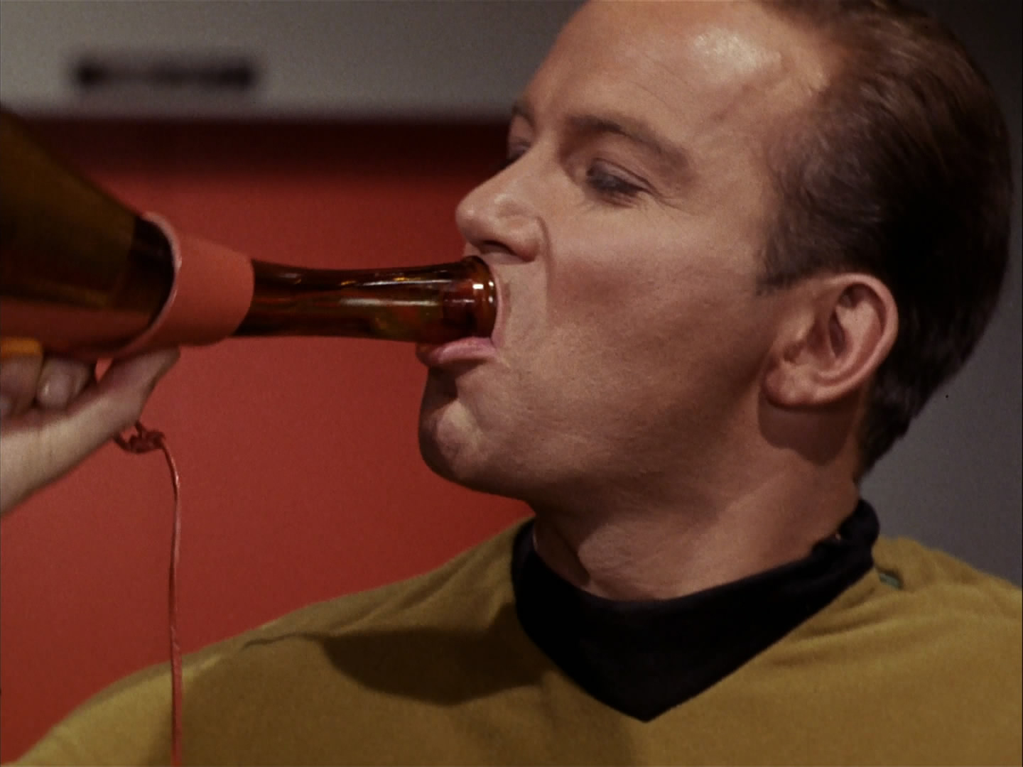 STAR TREK PICTURE CAPTIONS (NO LONGER UPDATED): STAR TREK PICTURE ...