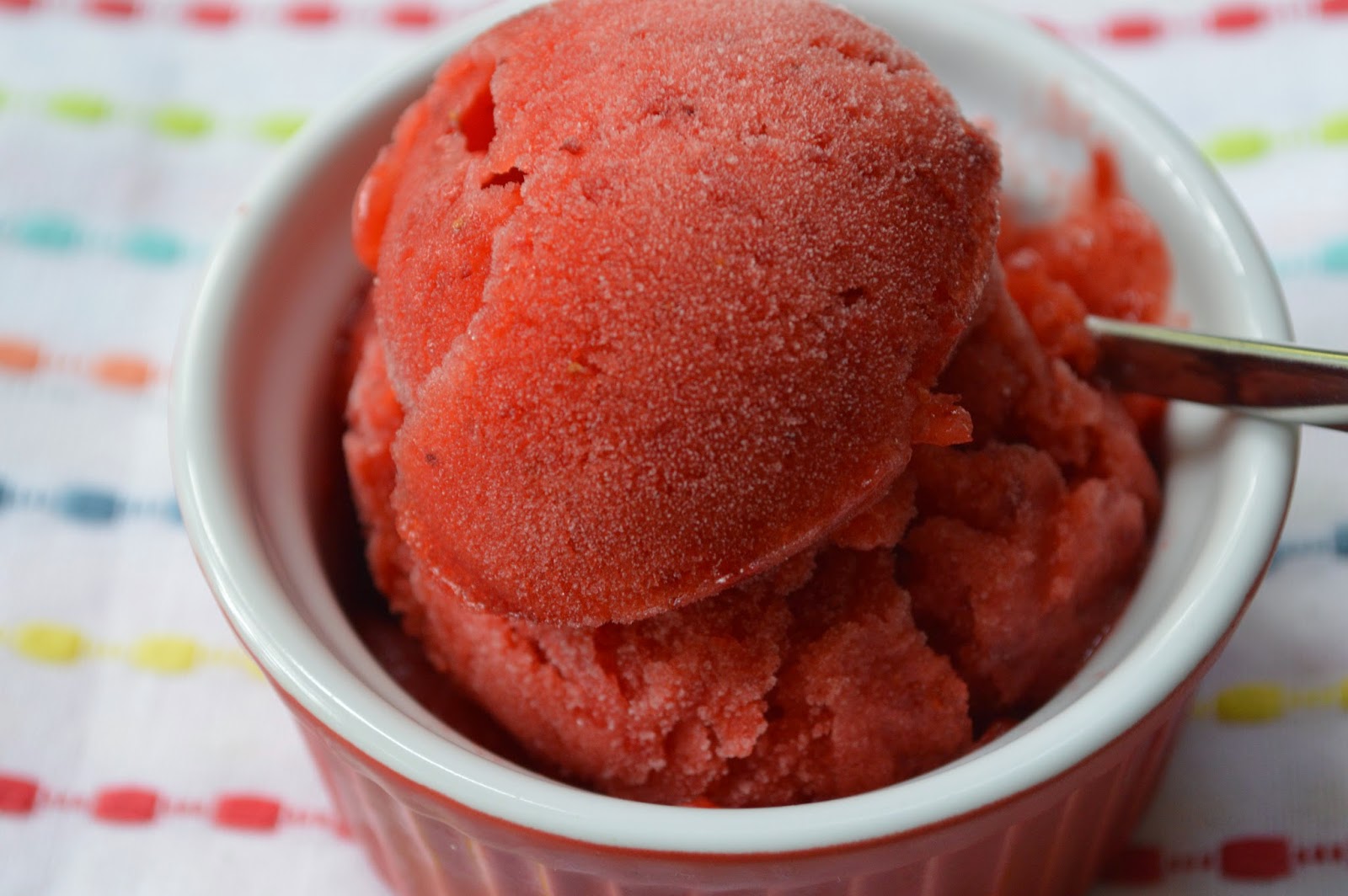 peace. love. & good food.: Strawberry Sorbetto