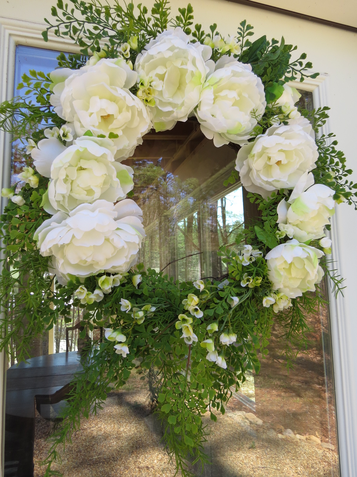 DesignsandEvents: A Gift Wreath and Natural Spring Vignettes