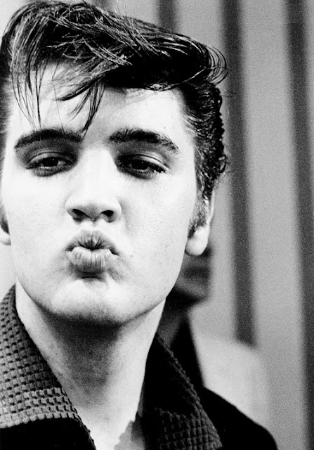 Nothing Seems As Pretty As The Past: Lips so good I forget my name...