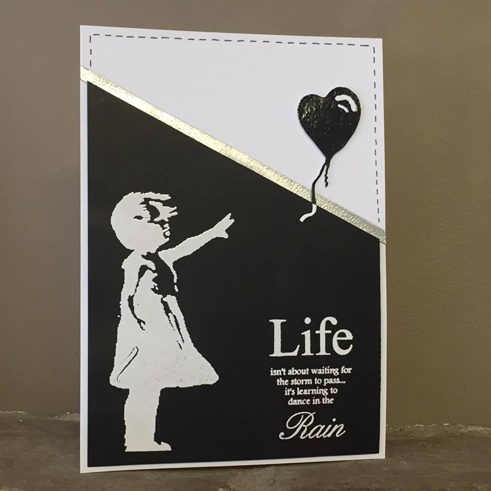 Marleen's Crafty Space: Bee Crafty - Hochanda samples - Banksy XL