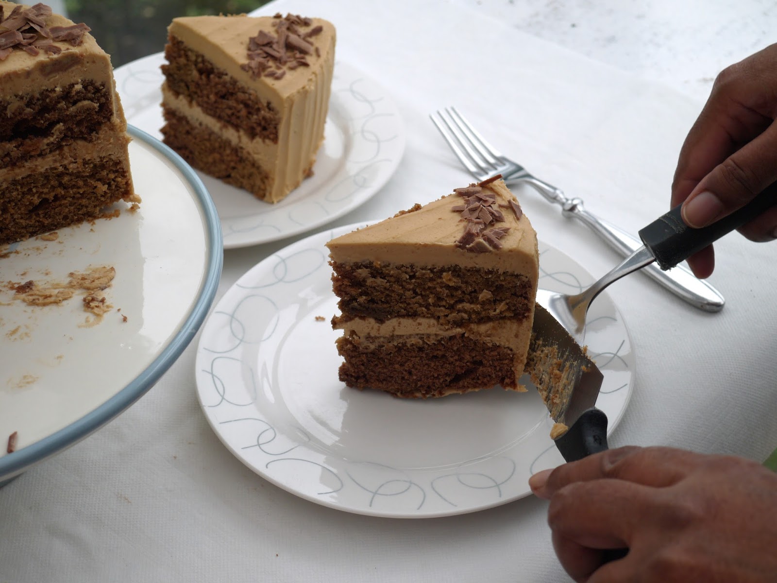 This Muslim Girl Bakes: Mocha Marble Cake with Coffee Buttercream.