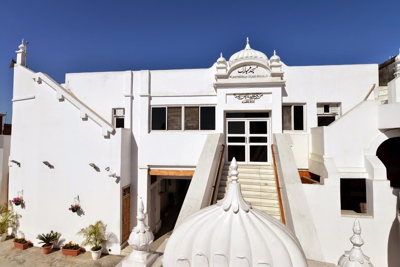 Ahmadiyya Mosques: Masjid Mubarak - Qadian Punjab India