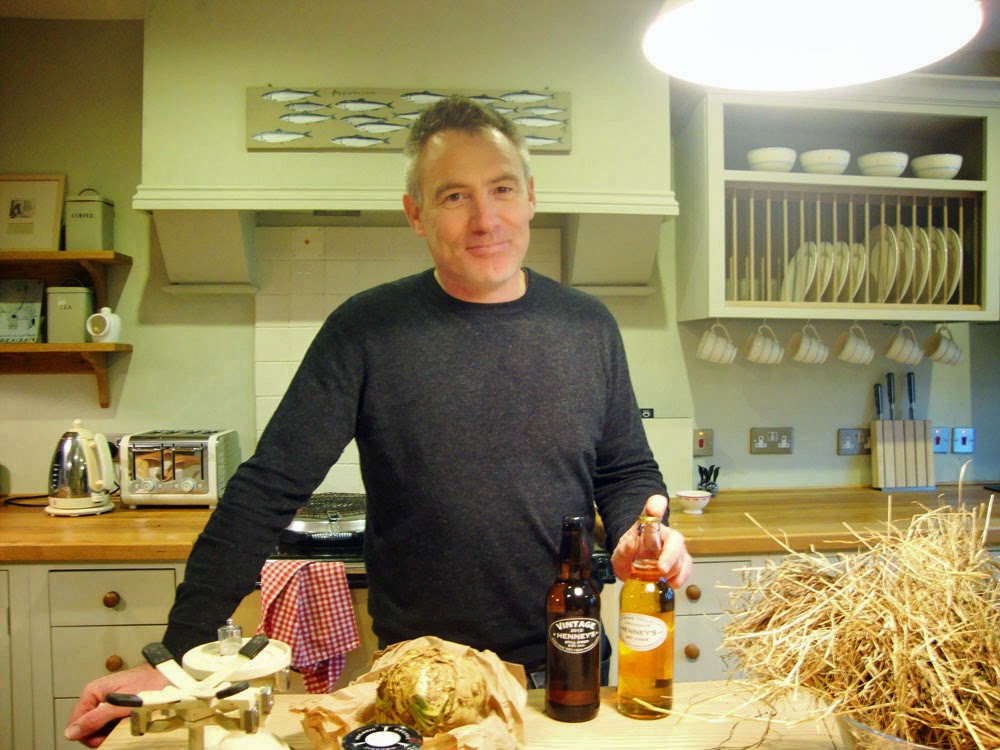 Henney's Cider: Jamie Oliver's Overnight Roasted Pork Shoulder - with ... Henney's Cider: Jamie Oliver's Overnight Roasted Pork Shoulder - with ...