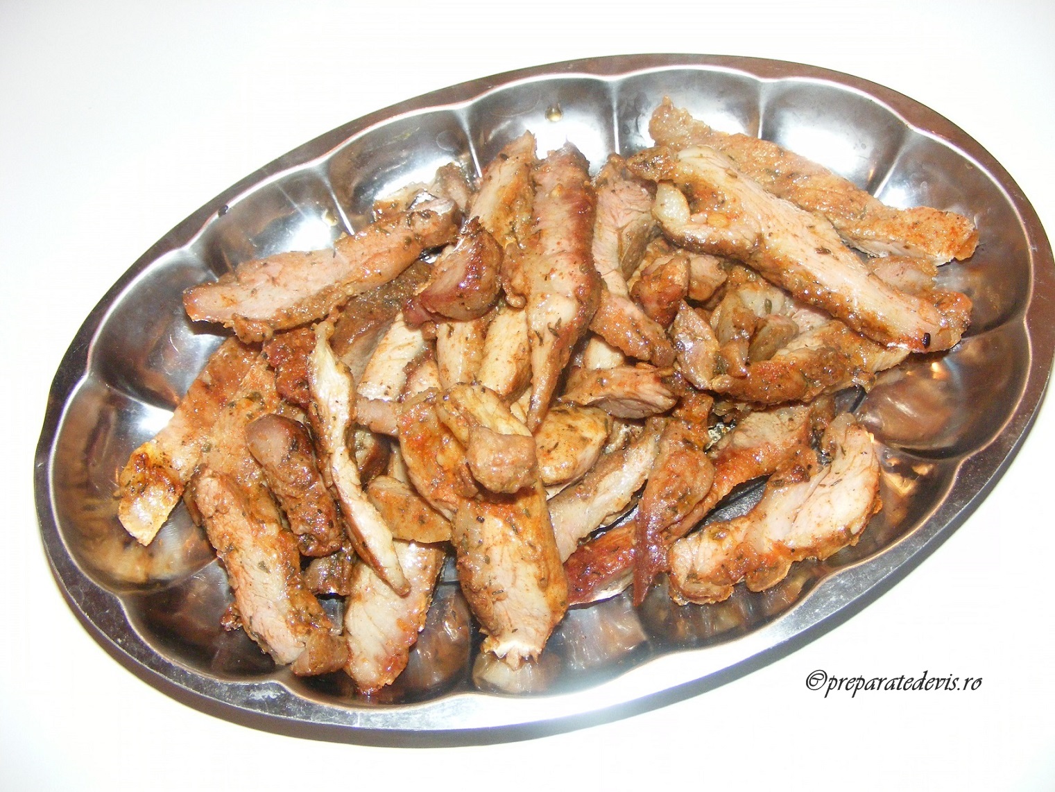 Pastrama la tigaie | Preparatedevis.ro