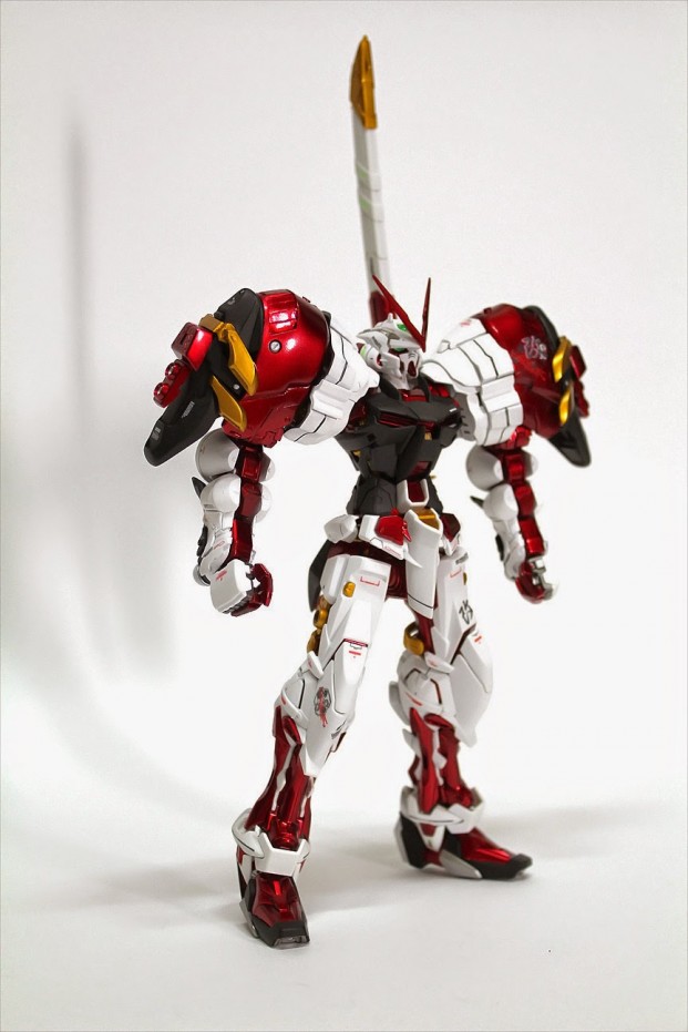 Custom Build: MG 1/100 Gundam Astray "Powered Red"