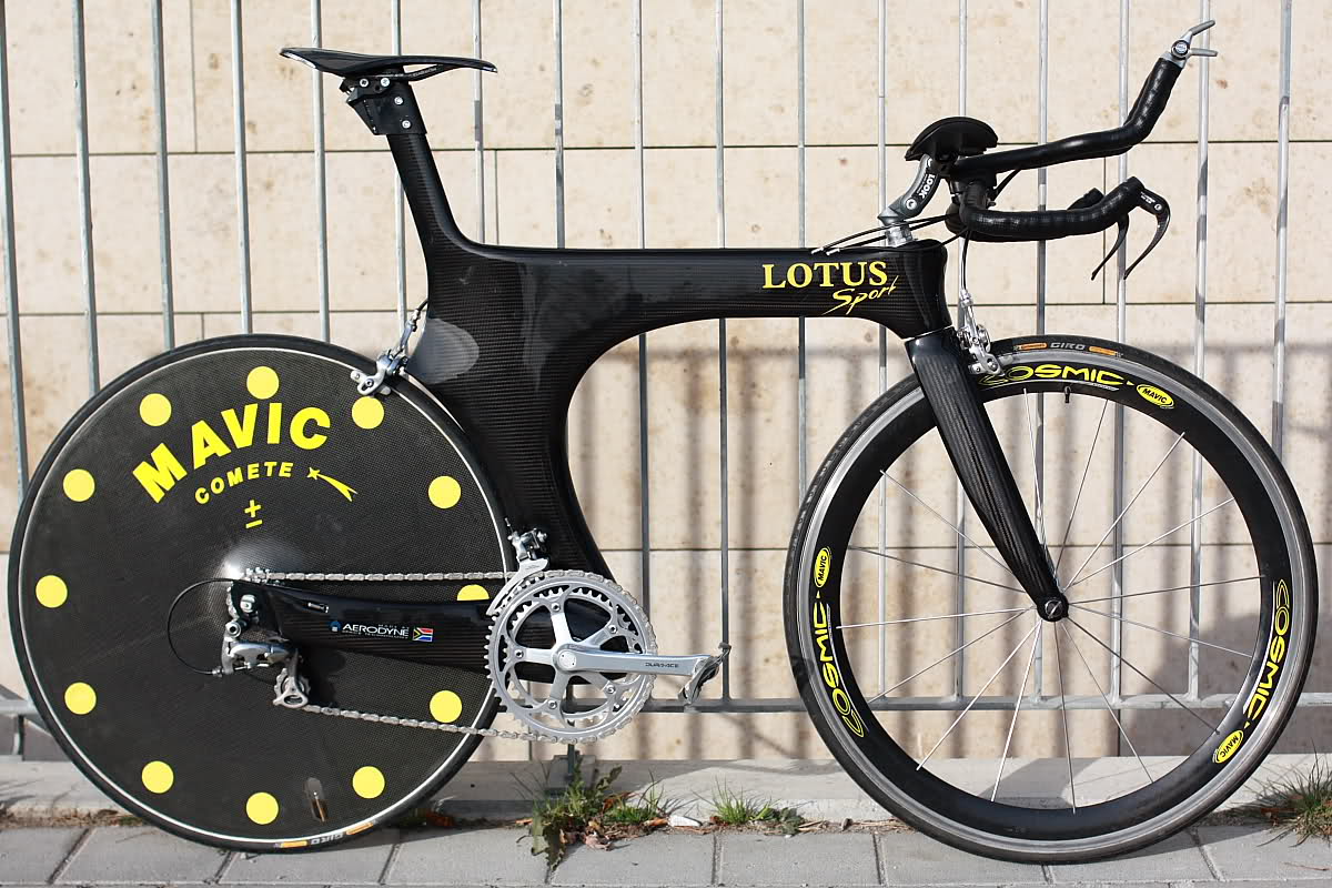 Lo pro cycling club: The Lotus 108 - UK.