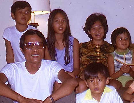 Her Wild American Pinay: Dalaga Na Ako (Writing Our Way Home I)