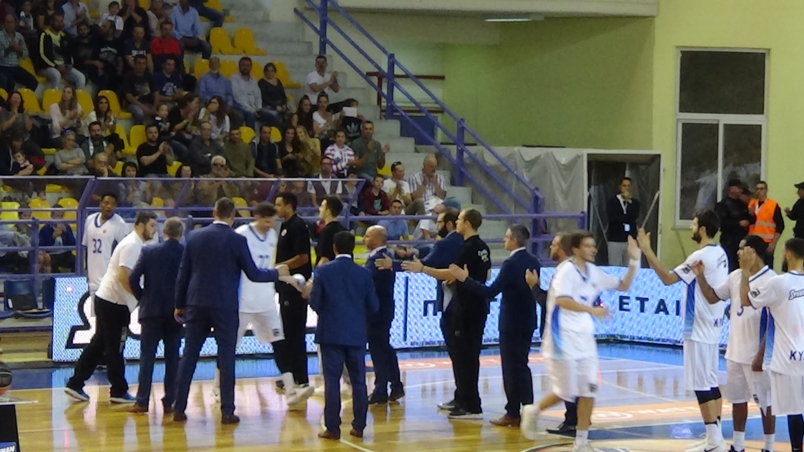 ΚΛΕΙΣΤΟ ΚΑΝΗΘΟΥ ΑΓΩΝΑΣ ΜΠΑΣΚΕΤ ΚΥΜΗ-ΟΛΥΜΠΙΑΚΟΣ ΦΩΤΟΓΡΑΦΙΕΣ - ΑΣΤΕΡΙΑ ...