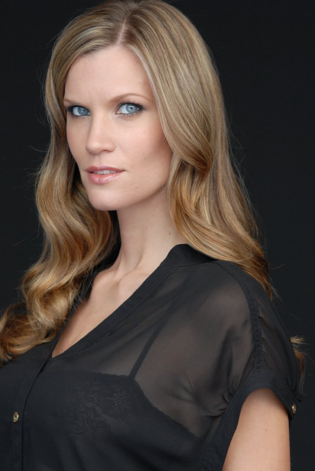 Celebrity: Frida Farrell