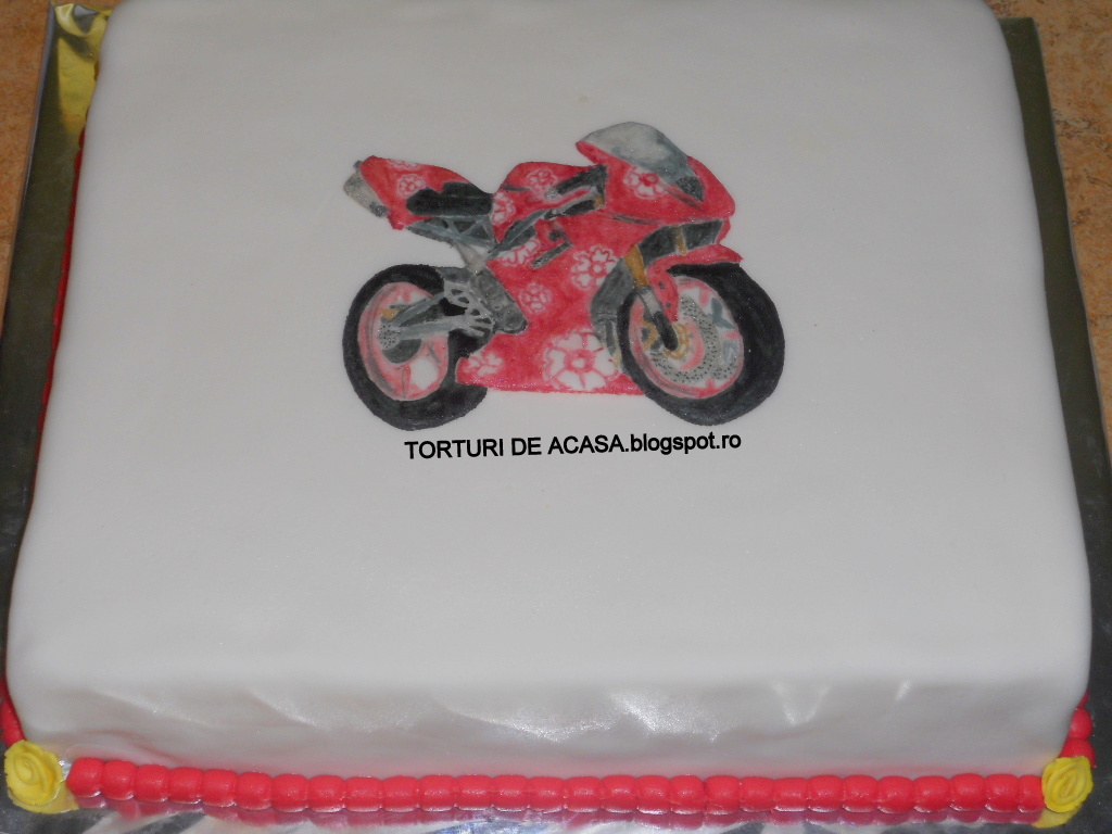 Torturi de acasa: Tort motocicleta