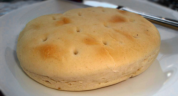 CHILEAN RECIPES: HALLULLAS