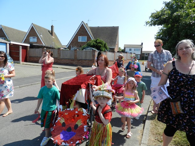 Martham Primary School: Martham Carnival Parade