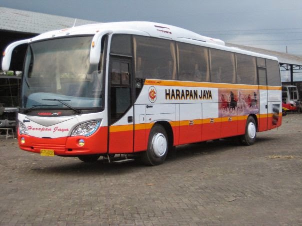 Harapan Jaya - Bus Indonesia