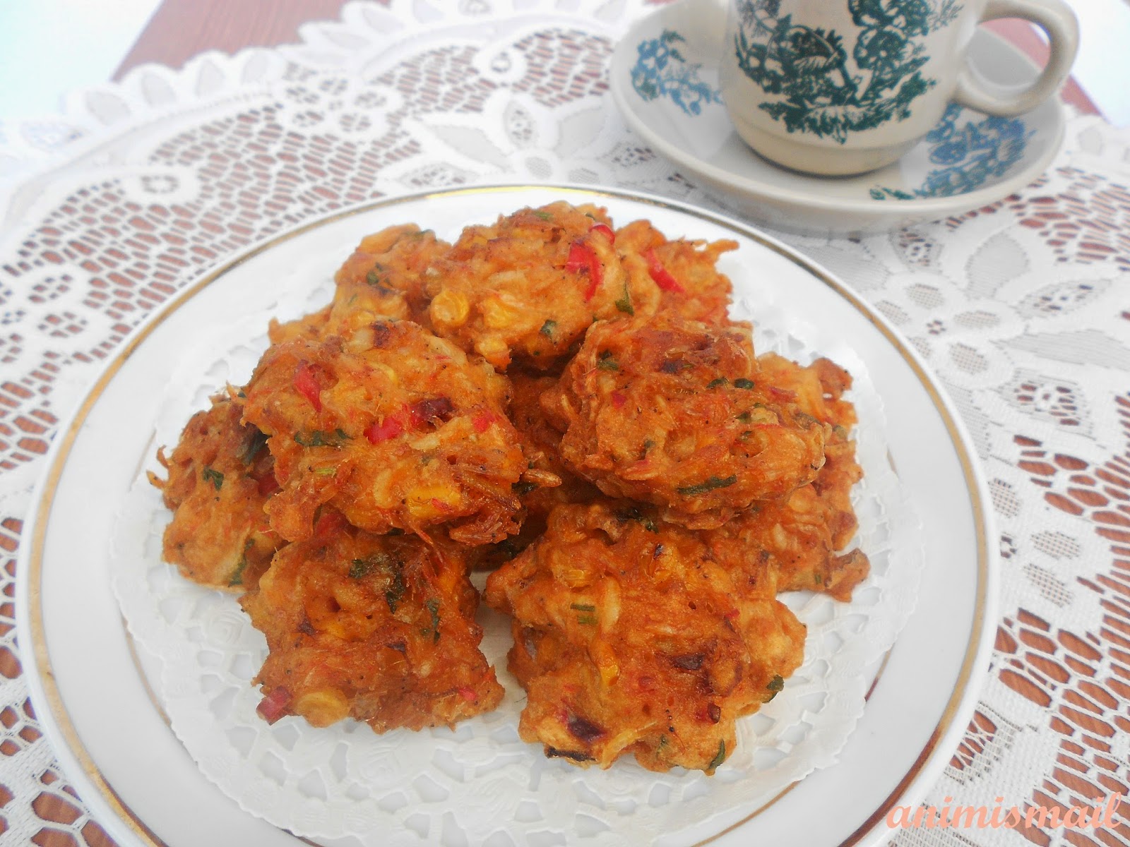 Cucur Udang Geragau | a N i M